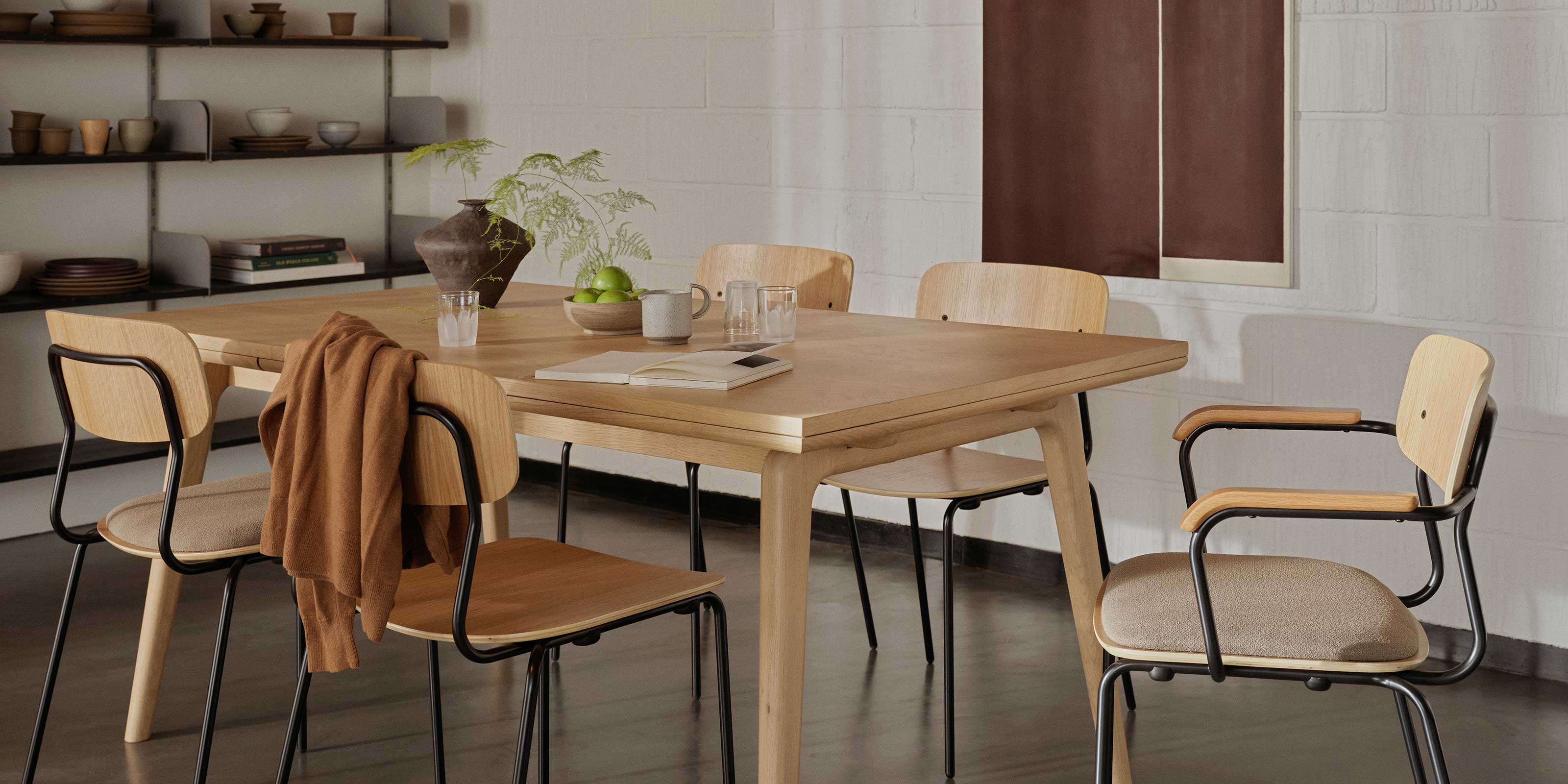 Dining tables Dining tables